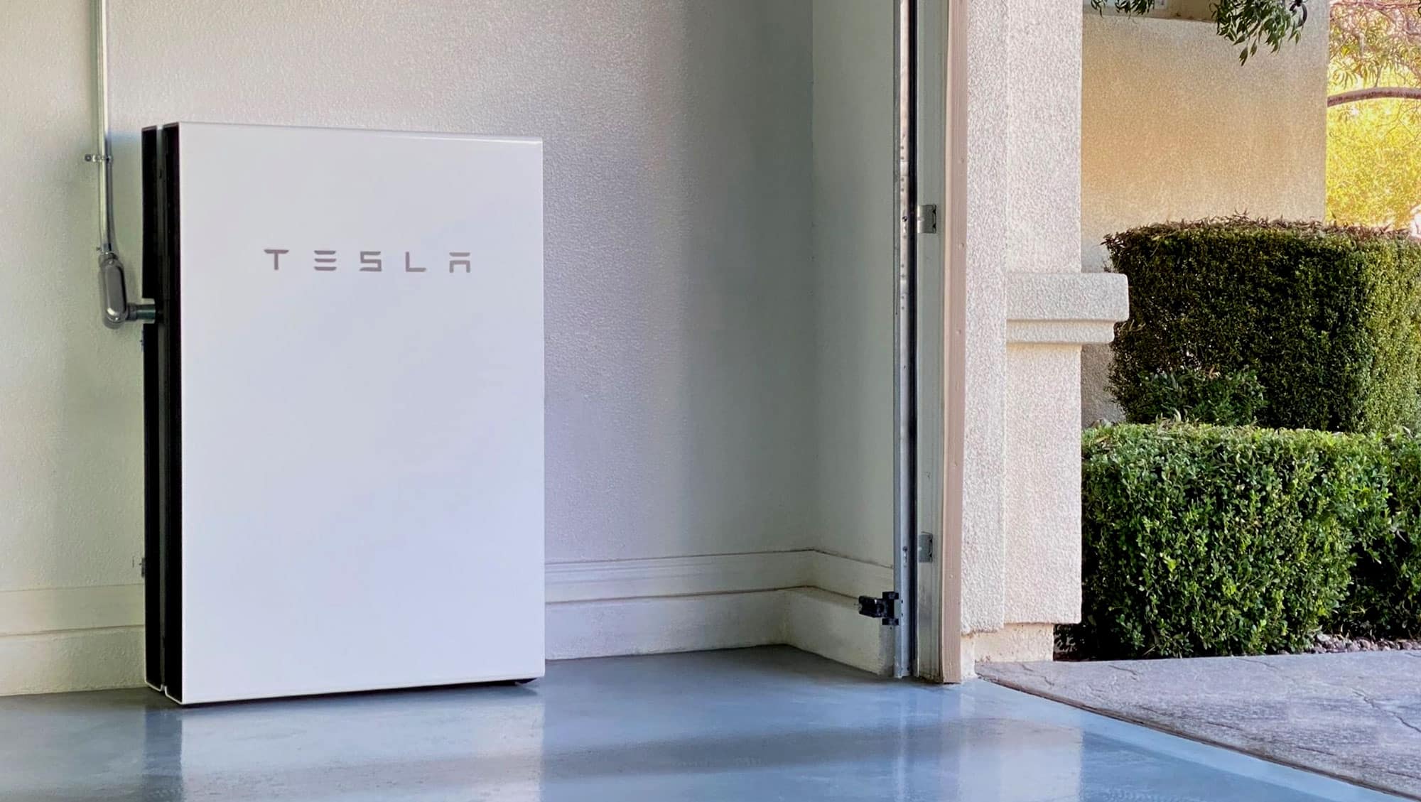Rechargeable Tesla Powerwall | Nevada Solar Group